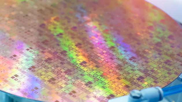 Boost wafer quality and yield through data-driven real-time slurry ...