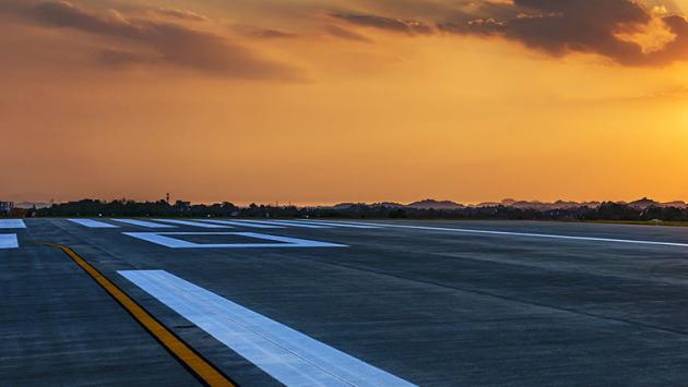 RVR: better visibility for runway operational safety | Vaisala